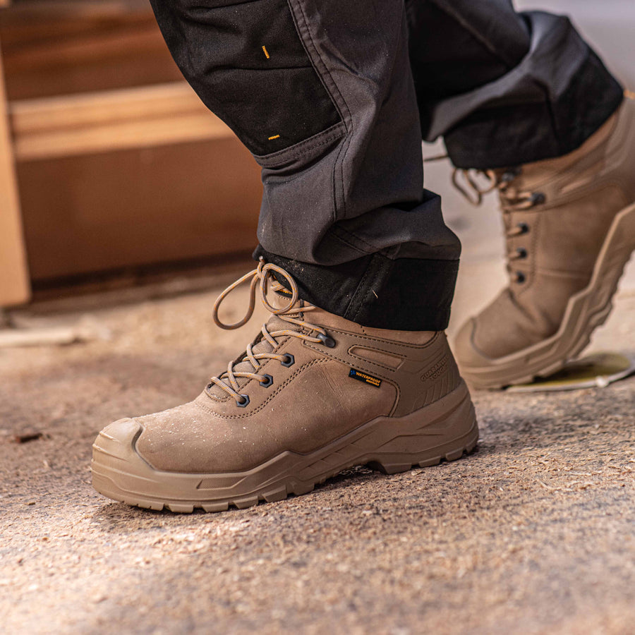 DEWALT Hayes Men's Leather, Steel Safety Toe, Waterproof Work Boot ...